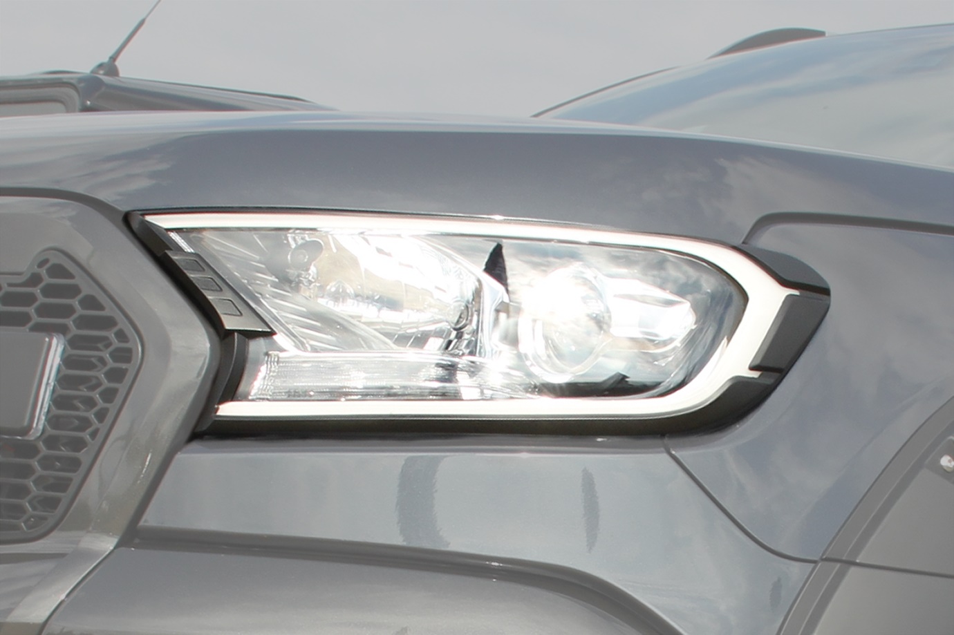 Ford Ranger Head Light Lamp Cover Running Lights.