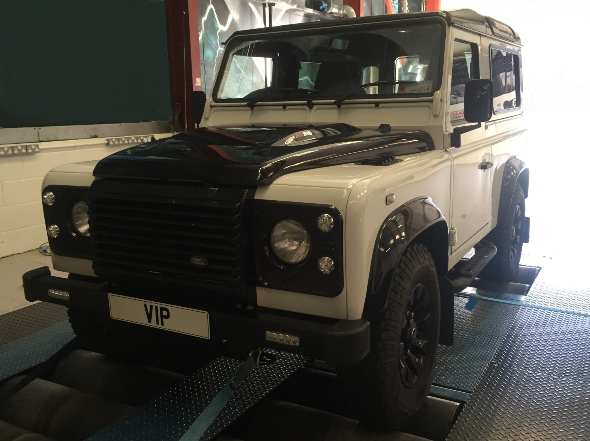 Land Rover Defender TD5 Tuning - 2.5 Engine ECU Remapping